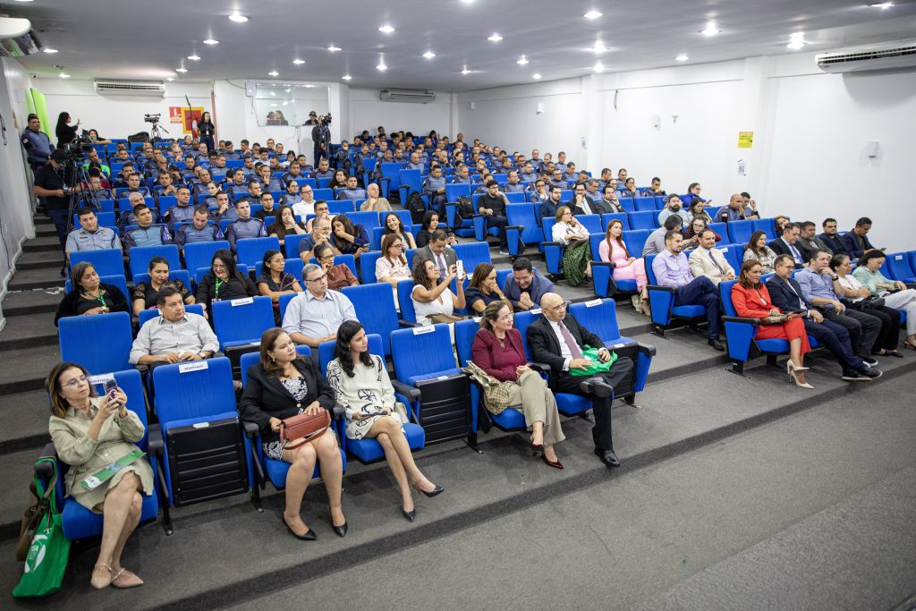 Marco histórico no ensino jurídico: UEA inicia primeiro doutorado em ...